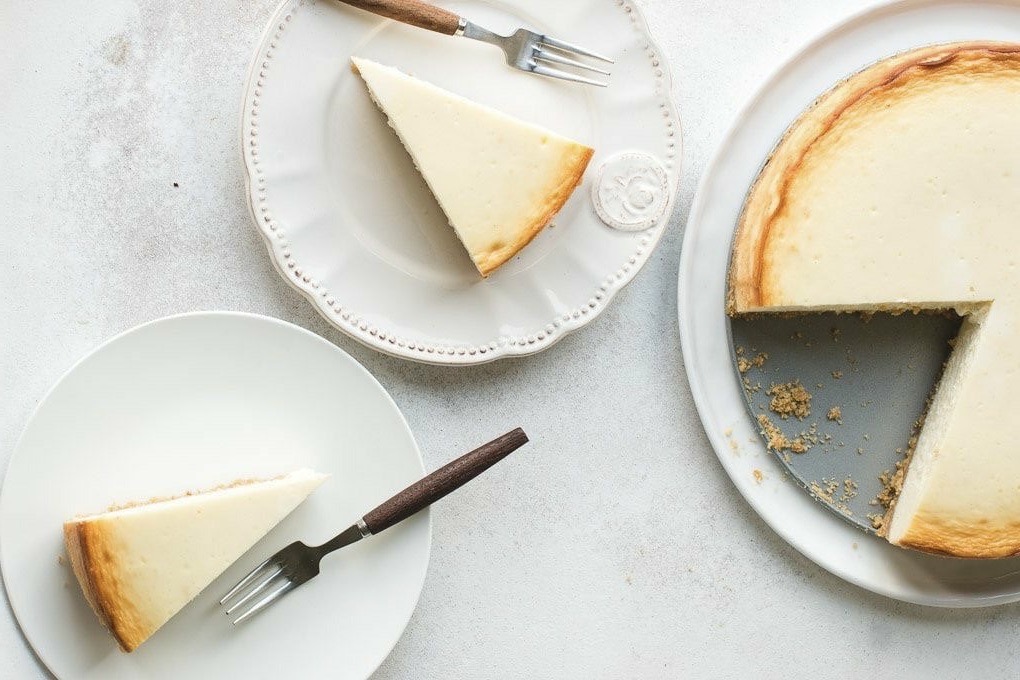 TONARI NO CHEESE | 日常に寄り添う、ちょっぴり贅沢なチーズケーキ